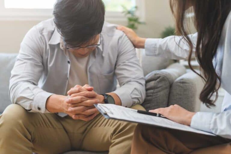 Electroconvulsive Therapy vs. TMS: Key Differences | Treatment